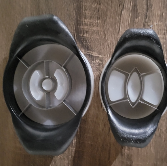 Pampered Chef | Kitchen | Pampered Chef Pineapple And Mango Wedger ...